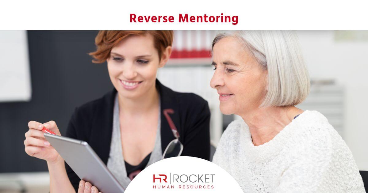 ᐅ Reverse Mentoring ️ Definition, Konzept & Best Practices